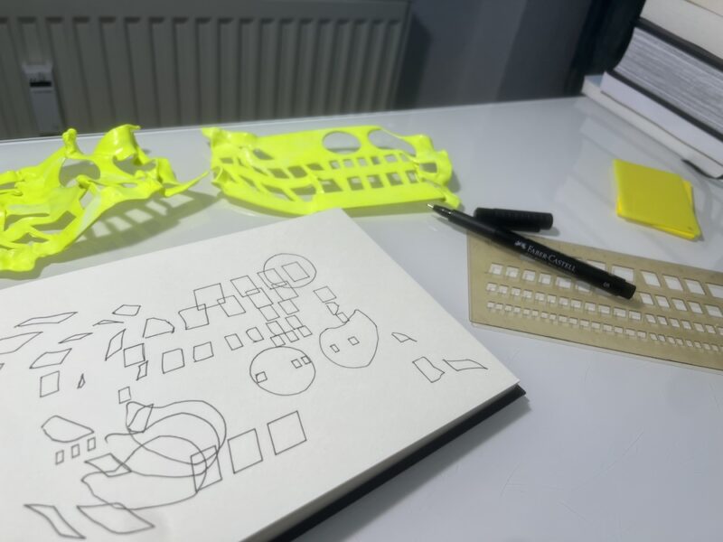 THE MELTED TACTICAL RULER - Nicole Bedeker - Studiengang Design